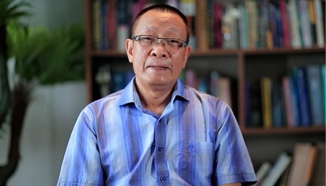 MC Lại Văn Sâm từng phải gửi tiền sang Nga trả nợ, U70 vẫn sống cùng vợ ...