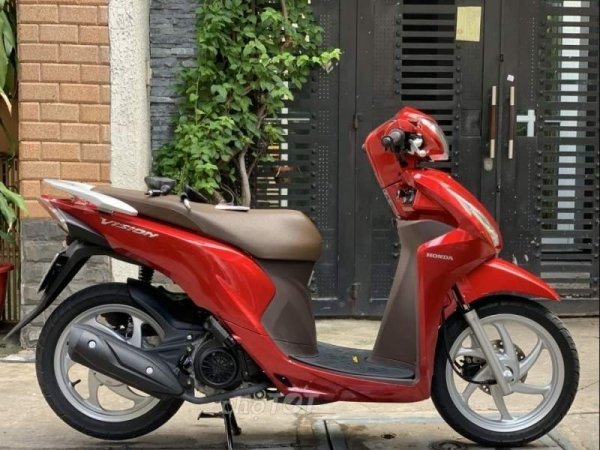 Honda Vision 2019 'hét giá' 200 triệu đồng: Nhiều người ngả giá muốn mua