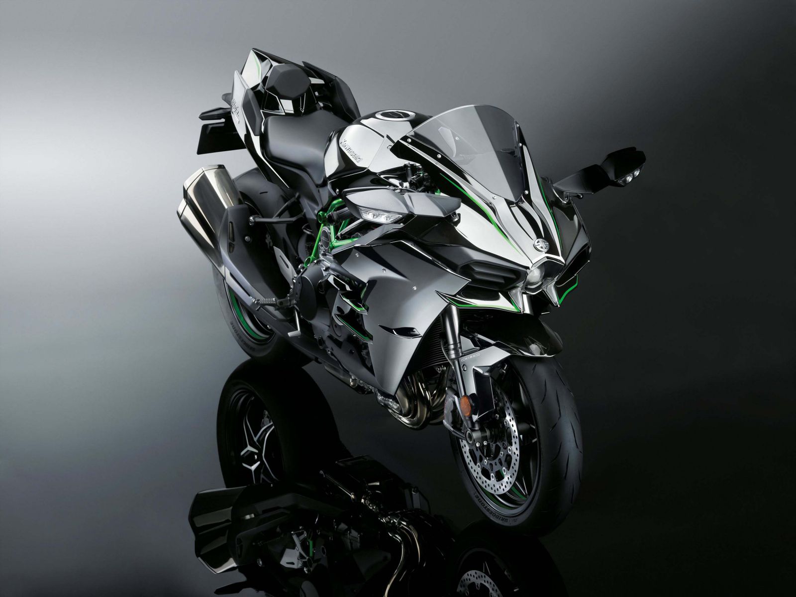 Kawasaki Ninja H2 2021: 'Thần gió' với động cơ được nâng cấp toàn diện