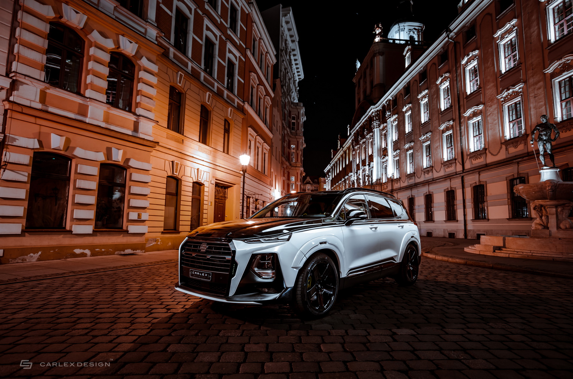 Ngất ngây trước Hyundai Santa Fe 2020 độ giống hệt Lamborghini Urus