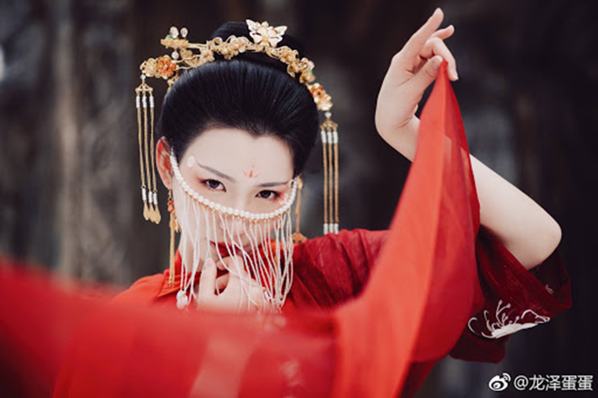 Kinh hãi phi tần đầu tiên trong lịch sử Trung Hoa bị Hoàng đế 'rút ...