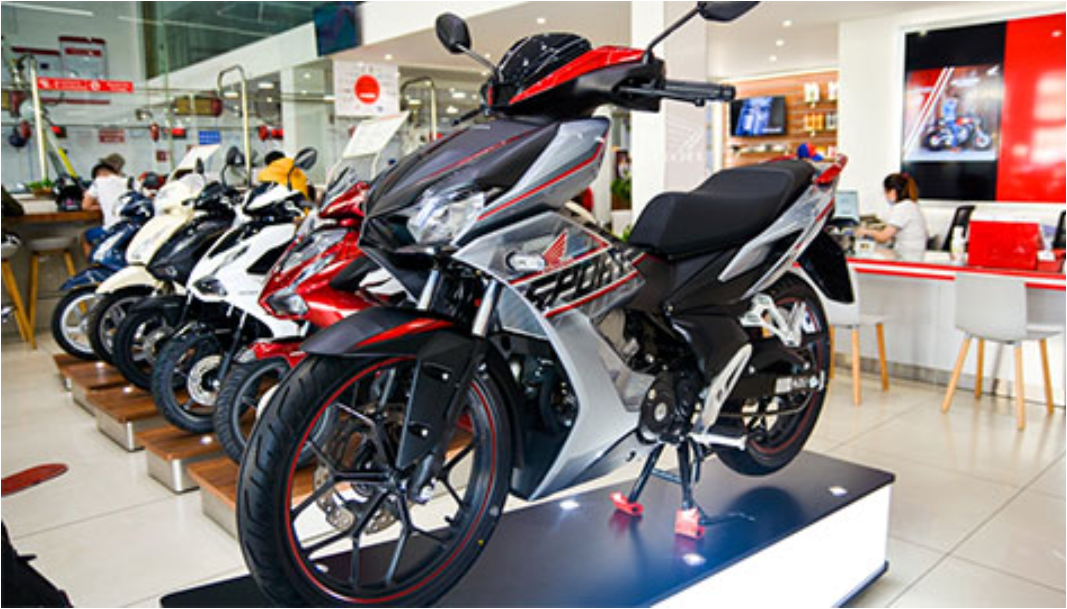 Honda Winner X bất ngờ có mức giá thấp không tưởng tại đại lý, 'phủ đầu ...