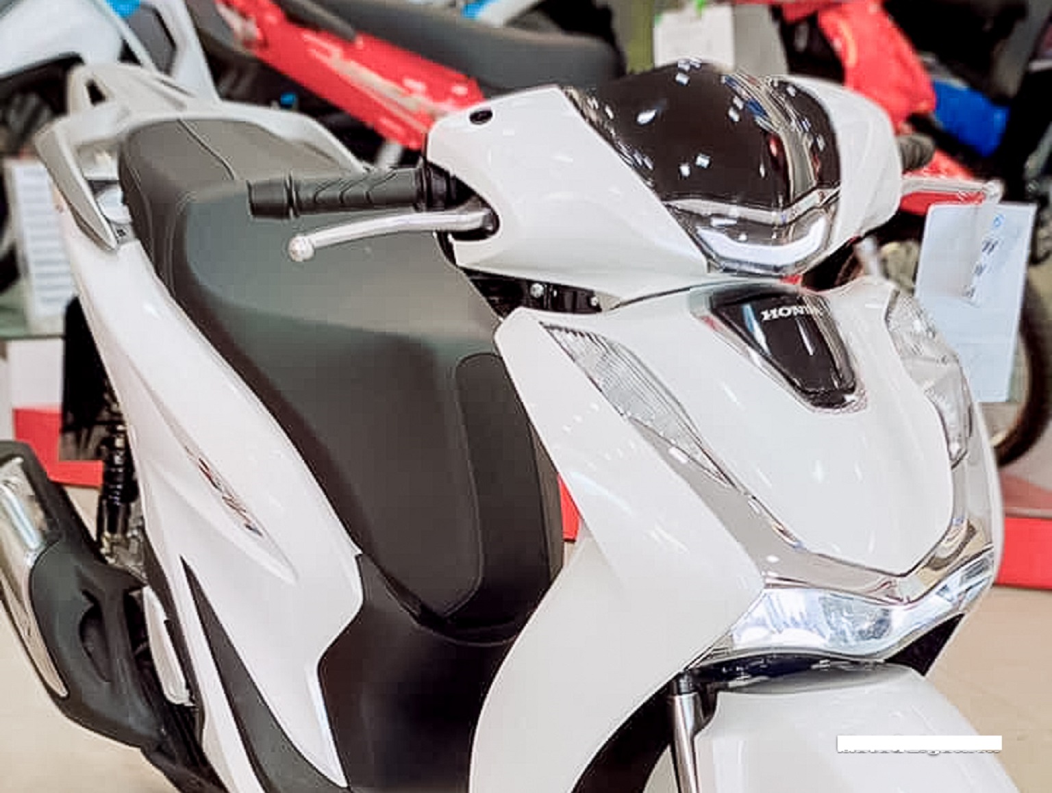 Chiếc Honda SH 150i 2020 có mức giá không tưởng, gây sốt với chi tiết ...