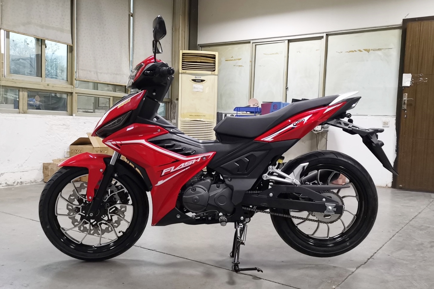 Dân tình phát sốt trước mẫu xe côn tay sắp ra mắt, 'lấn át' Honda ...