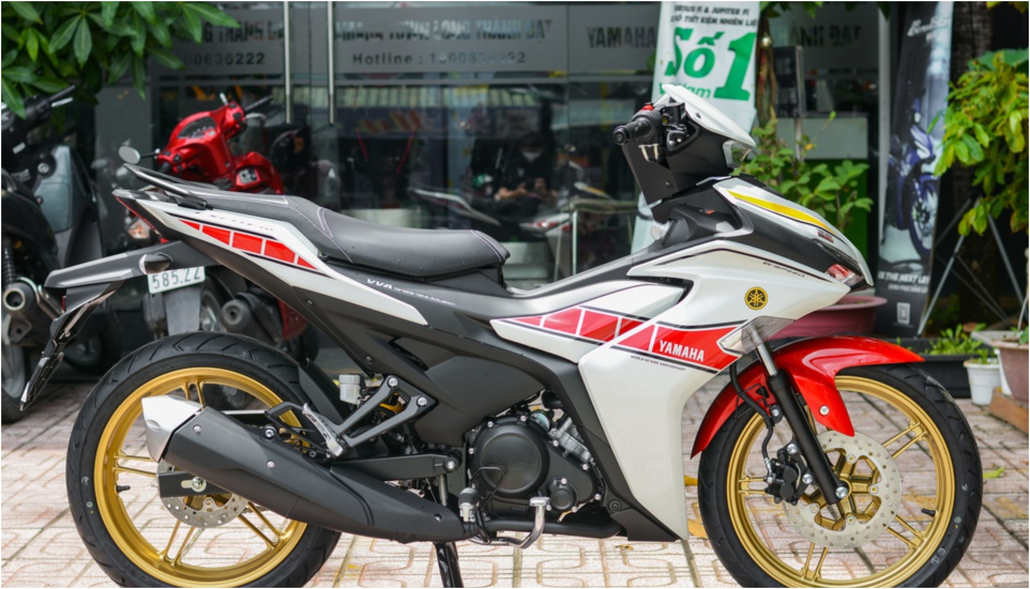 Cận cảnh diện mạo ấn tượng của Yamaha Exciter 155 bản giới hạn tại đại ...