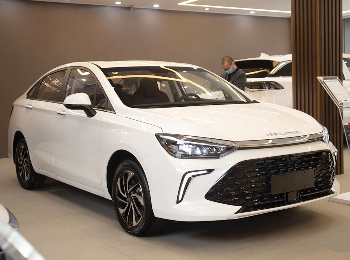 'Phát cuồng' trước đối thủ Toyota Vios giá rẻ ngang Kia Morning 2021 ...