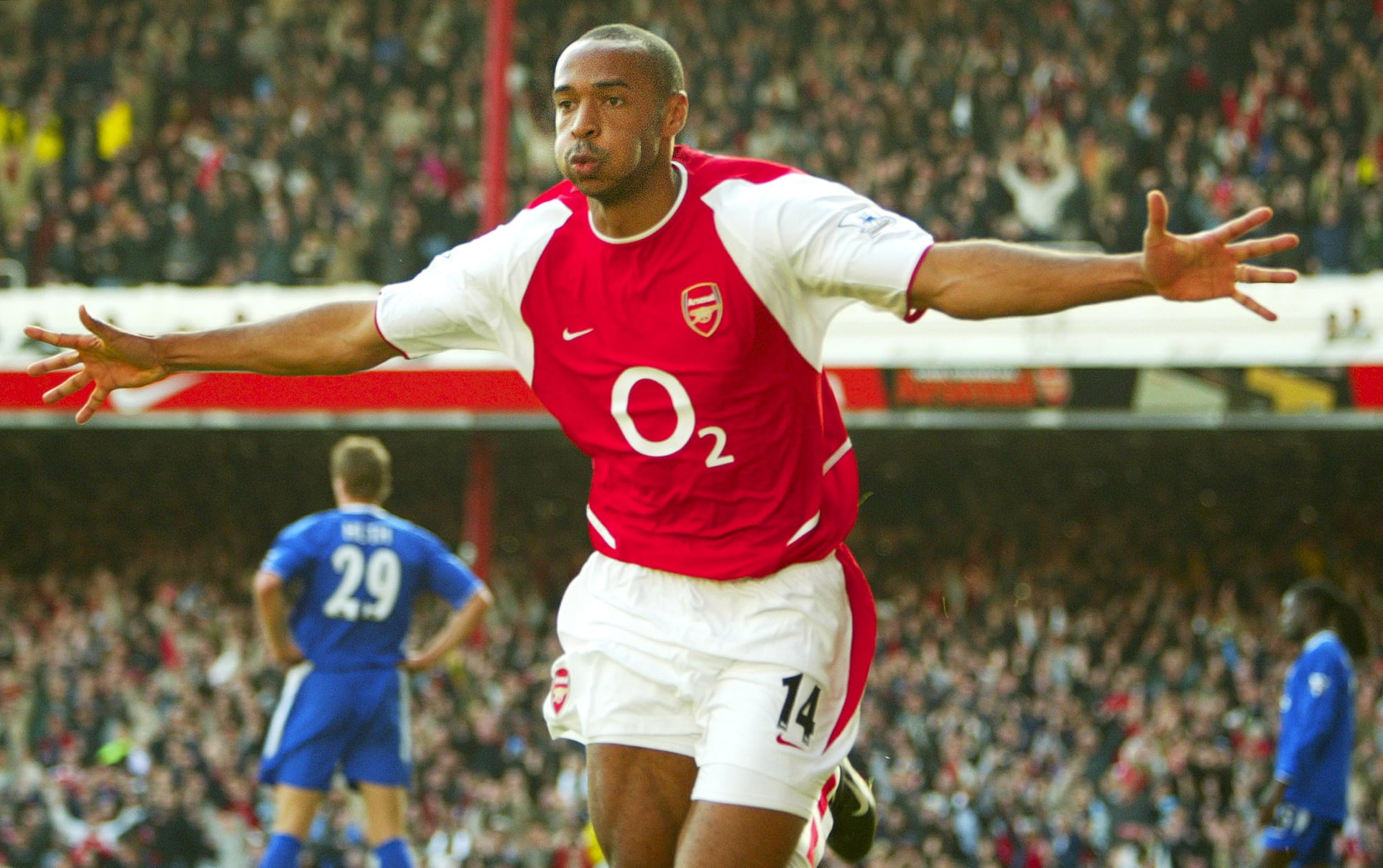 Huyền thoại Thierry Henry trở lại sân cỏ tại Ligue 1?
