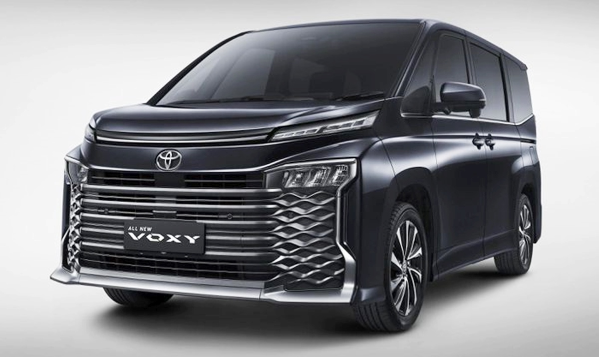 ‘Đàn em’ khét tiếng của Toyota Innova 2022 lộ diện: Giá bán cực ngon ...