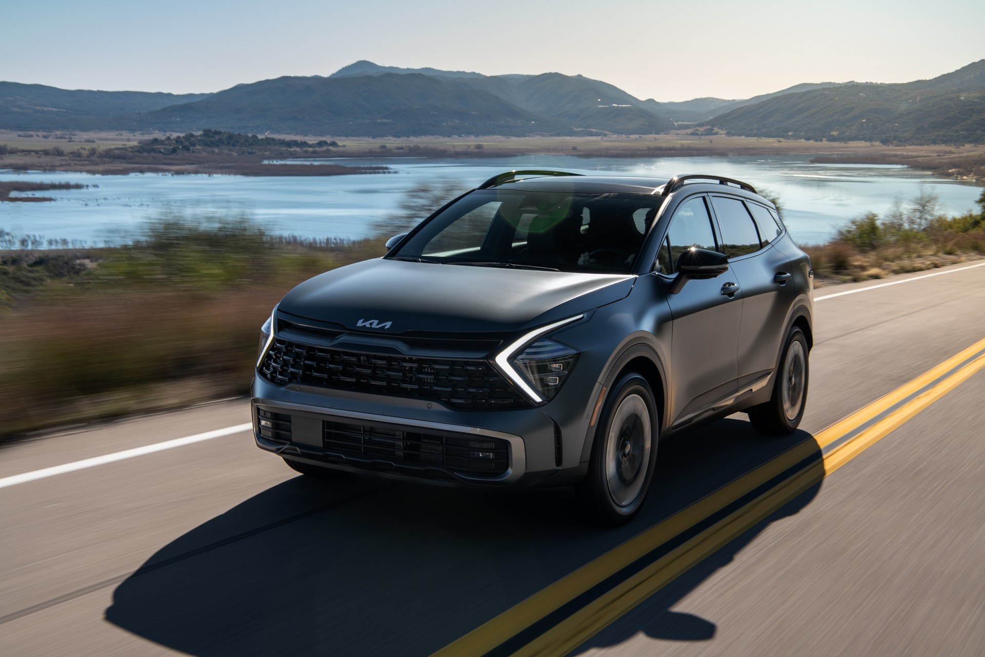 Kia Sportage 2022 bản siêu tiết kiệm xăng ra mắt với giá hời