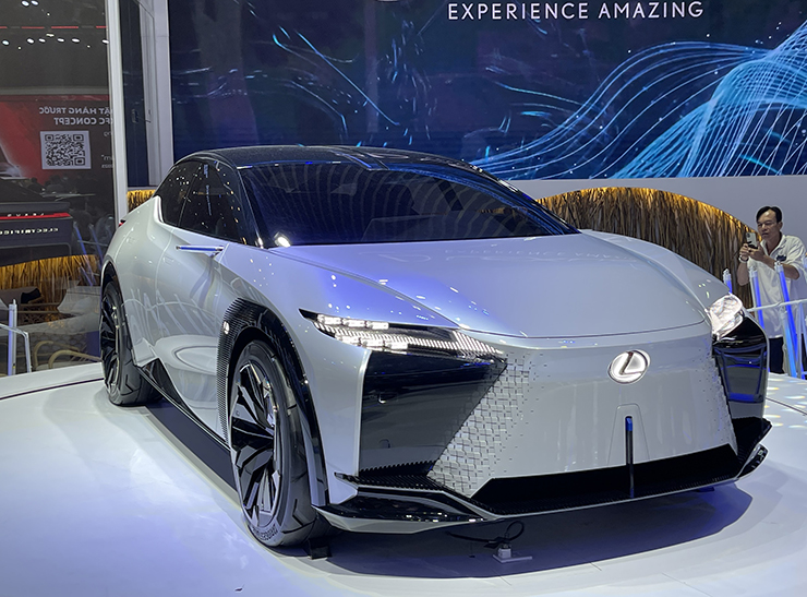 Lexus LF-Z Electrified lần đầu được giới thiệu tại Việt Nam