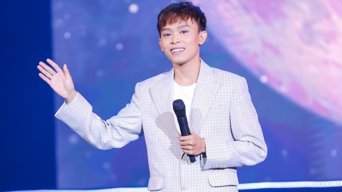 Hồ Văn Cường nhận món quà khủng từ người hâm mộ khiến netizen trầm trồ