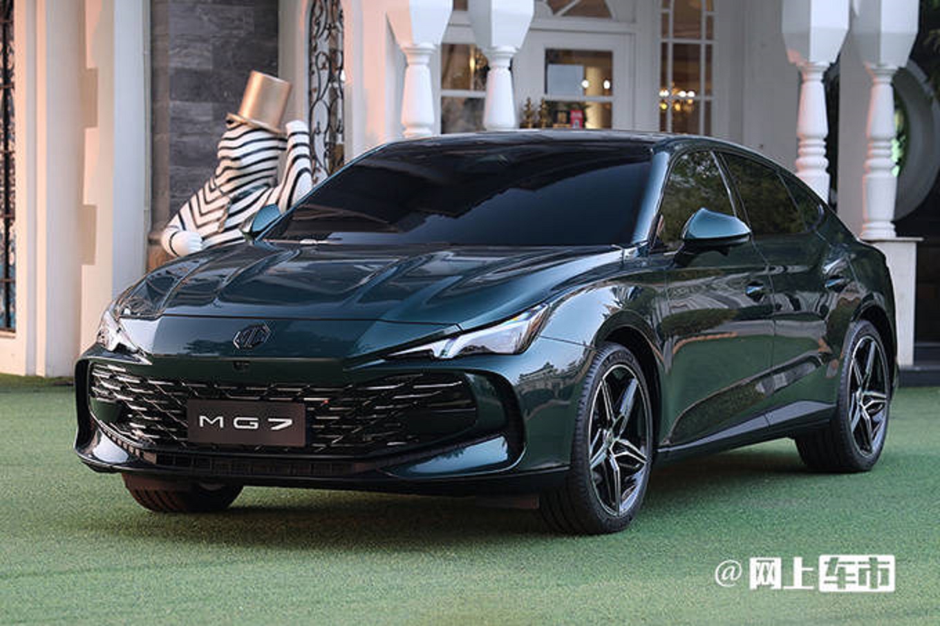 MG7 2023 ra mắt vào cuối tháng 3 với giá dự kiến 480 triệu, thiết kế và trang bị không điểm chê