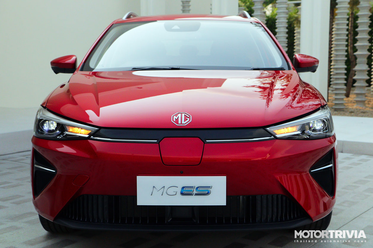 Cận cảnh MG ES 2023 mới về đại lý: Thiết kế ấn tượng, sở hữu loạt trang bị hàng đầu phân khúc