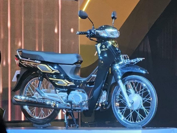 Huyền thoại Honda Dream ra mắt phiên bản mới 2024: Thiết kế đẹp ngây người, trang bị cực xịn