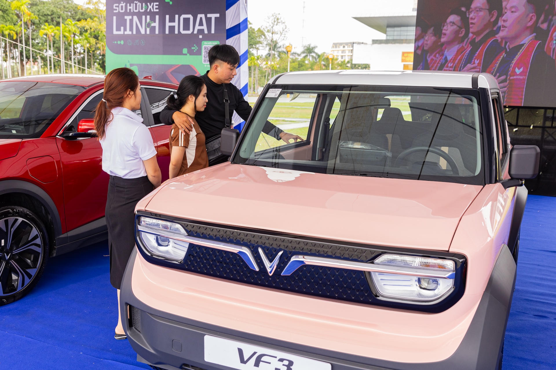 ‘Bóc phốt’ VinFast VF 3: Mua xe hơn 200 triệu nhưng dịch vụ như xe hơn ...